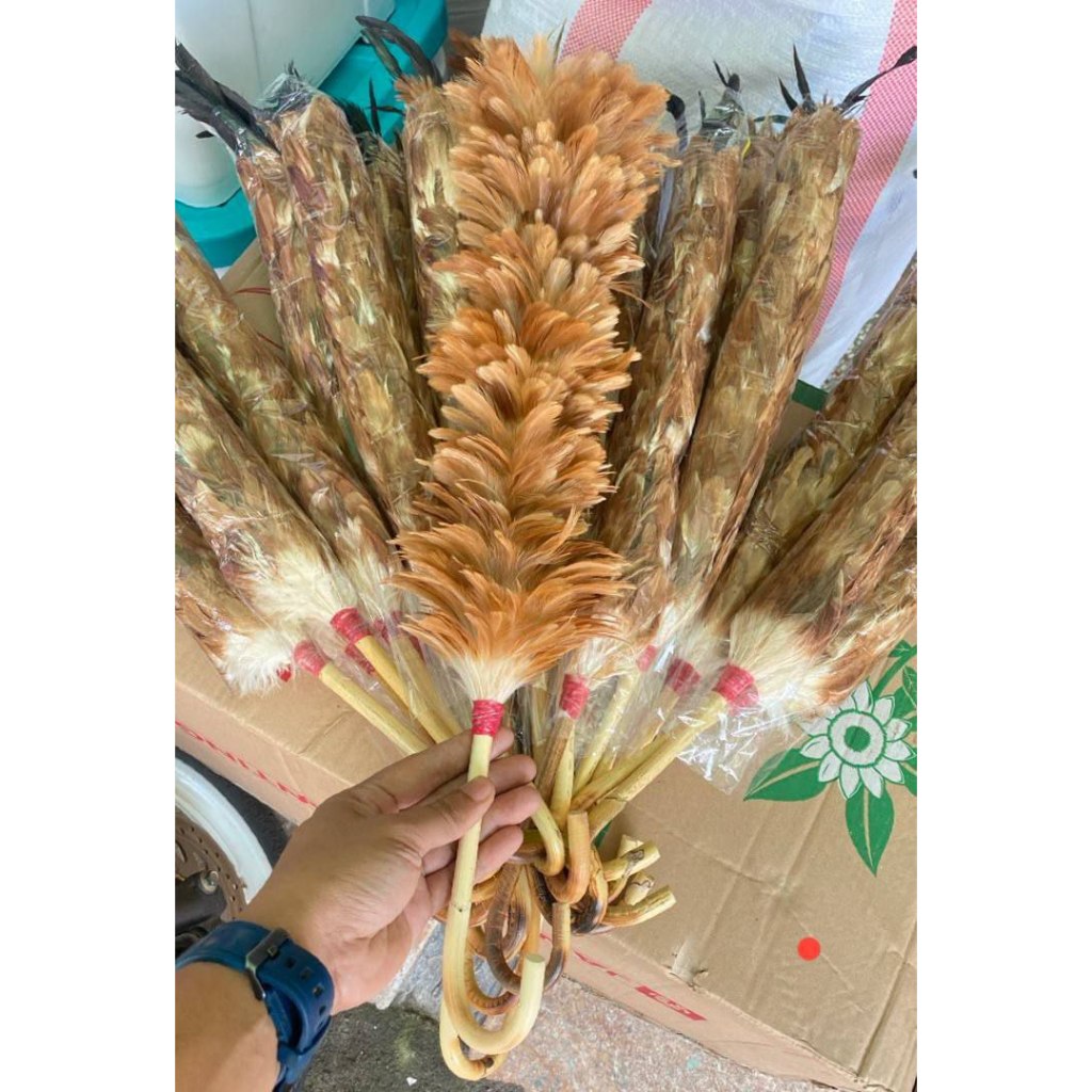 Chicken Feather Duster Tool for Table Window Roof Dirt Dust Cleaner ...