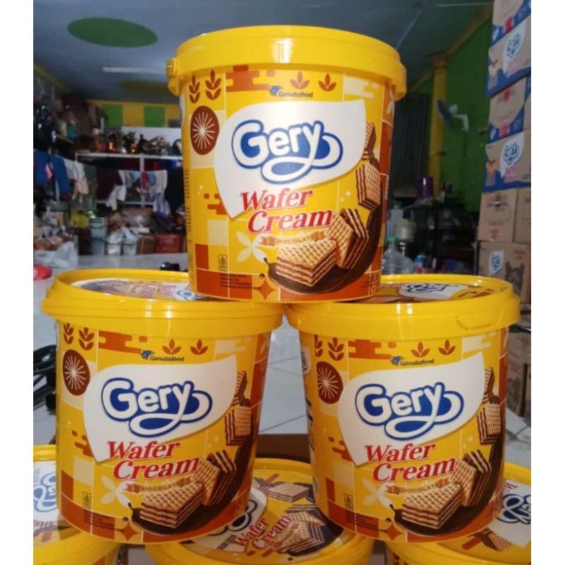 Gery wafer cream chocolate canned 250g | Shopee Malaysia