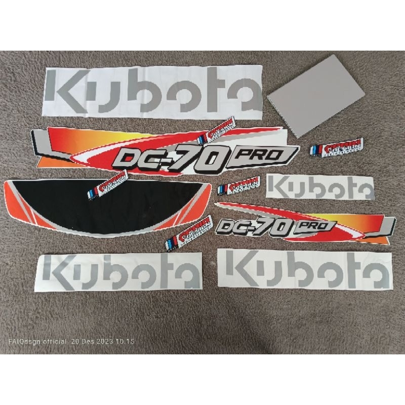 Sticker COMBINE HARVESTER KUBOTA DC70 PRO DC 70 SET, SIZE ACCORDING TO ...