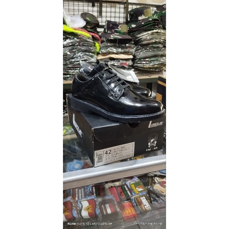 Original/original pdh league shoes | Shopee Malaysia