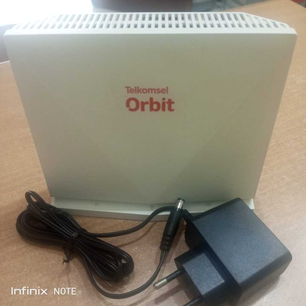 Zte K10 Orbit Wifi Modem Router (Telkomsel Only) Router & Adapter (Used ...