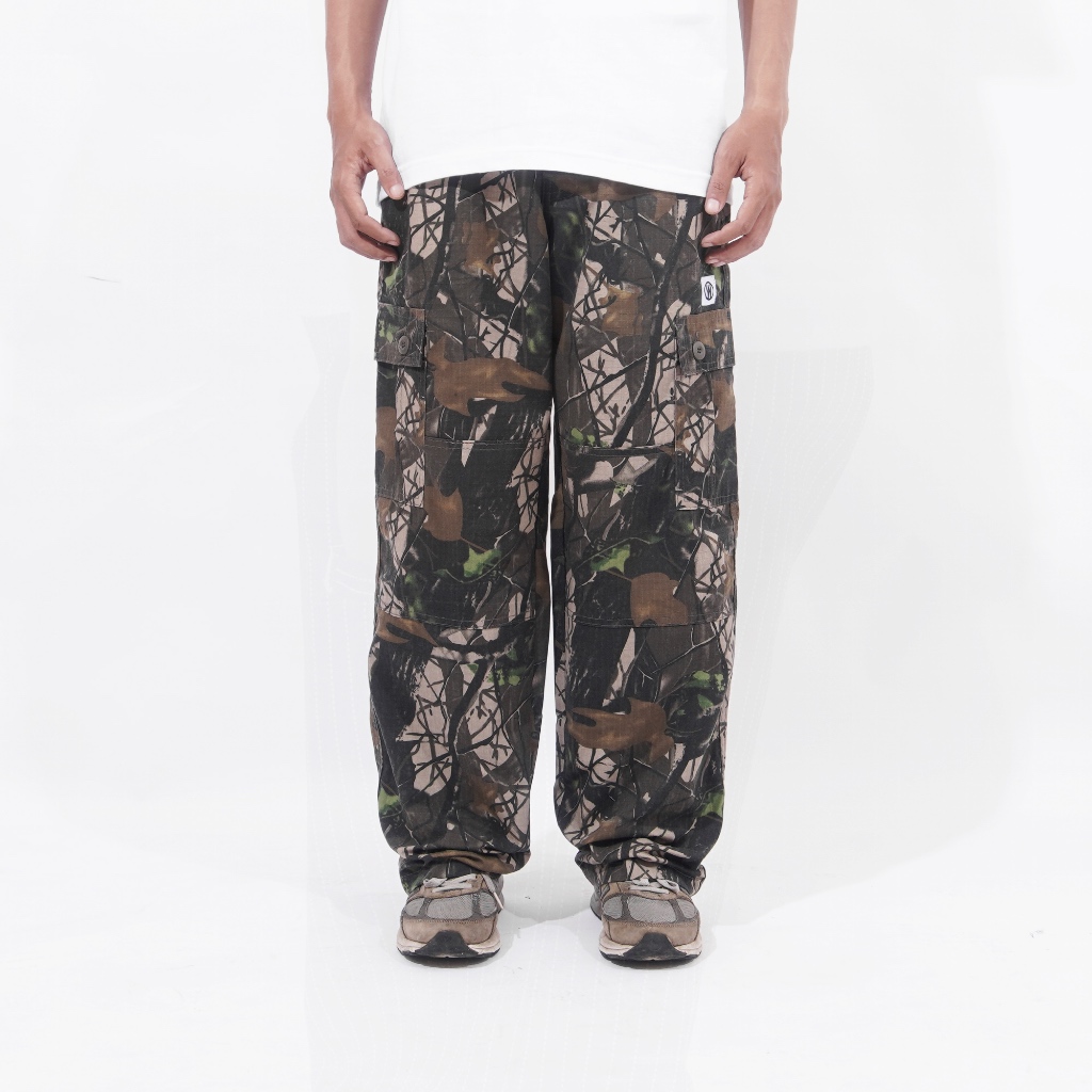 WISED | RADIX | CARGO REALTREE PANTS LOOSE FIT | Shopee Malaysia