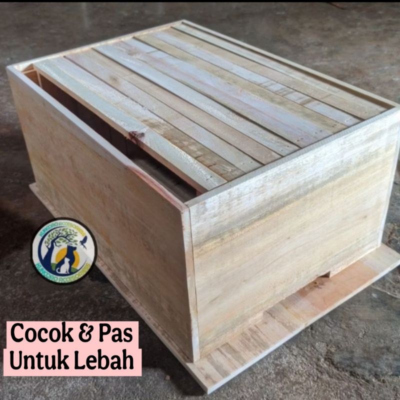 Bee Box Livestock Box Honey Bee Trap Wasp Apis Cerana malifera Forest ...