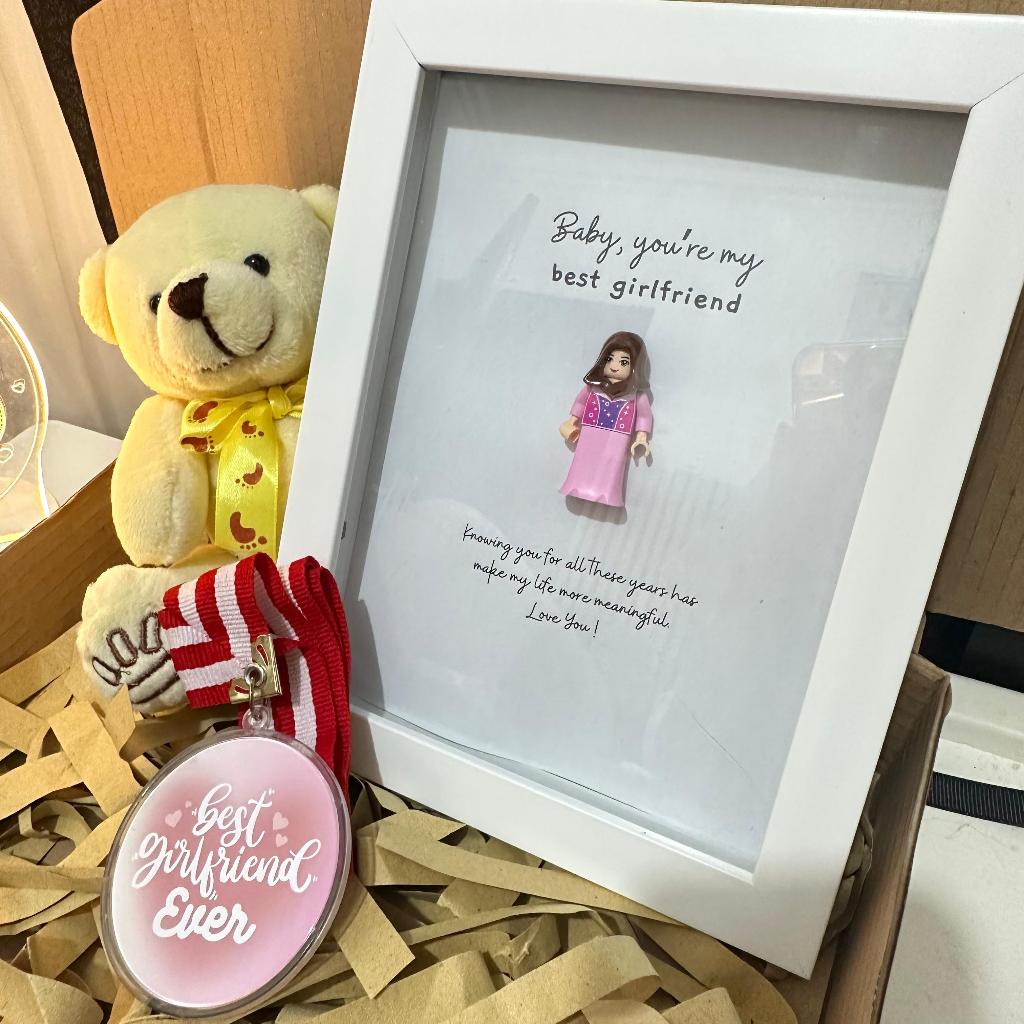 Lego Frame hijab / Premium lego gift Frame Graduation Birthday ...