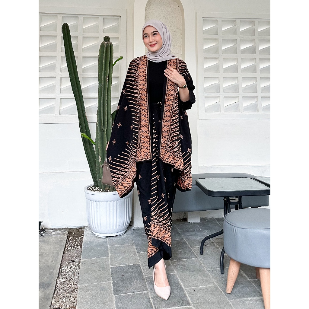 Simple KONDANGAN OUTFIT ONE SET BATIK OUTER WOMEN'S KIMONO WOLTED ...