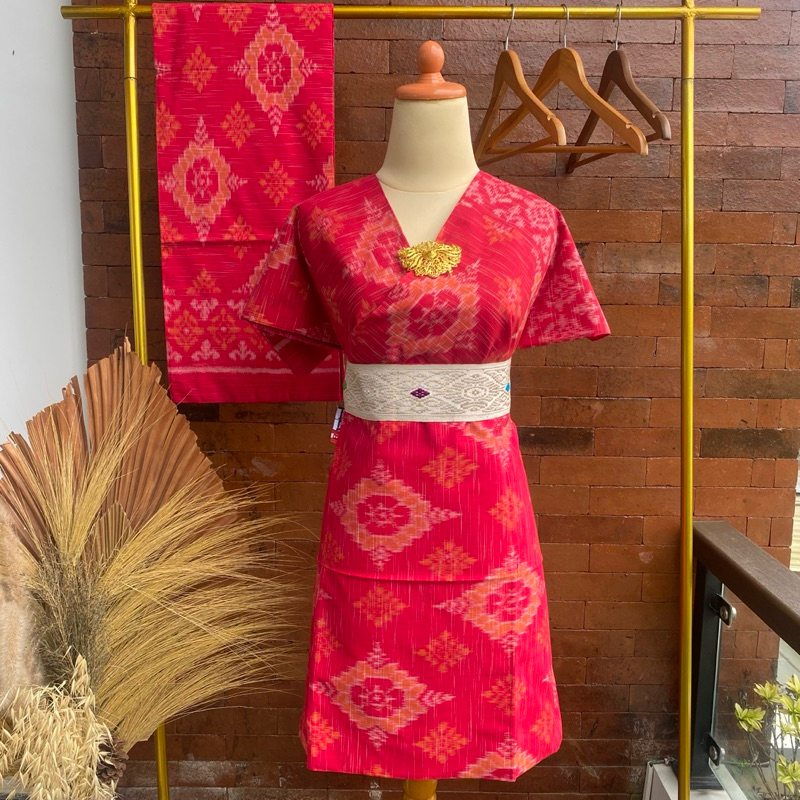 MERAH BALI SPECIAL ENDEK WOVEN FABRIC DOUBLE TIE RED PATRA GRINGSING 3 ...