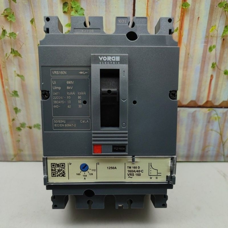 Mccb Breaker adjustable VORGE VRS160N 3P 160A 125A 3Pole 3Phase Equivalent To CVS160N 3P 3Pole ...