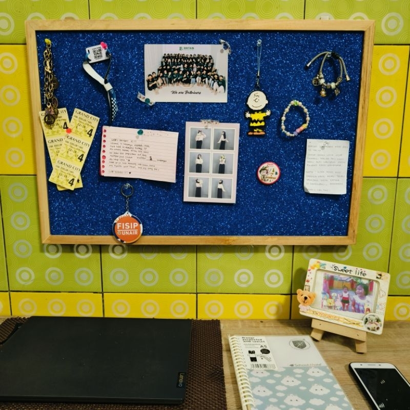 Hologram Color Cork board Size 40x60CM for Sticking Notes / Photos ...