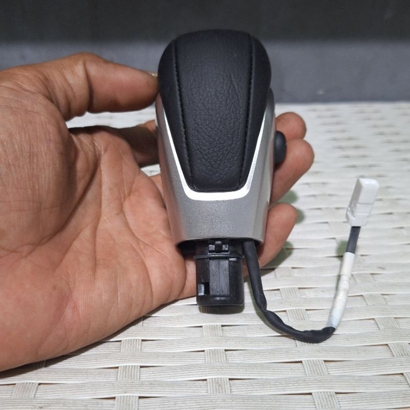 Original mitsubishi xpander automatic gear shift knob | Shopee Malaysia