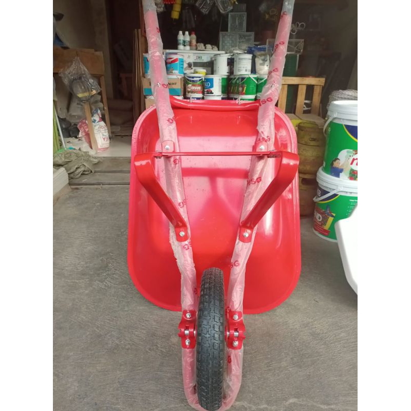 MERAH Wheelbarrows, sand carts, not artco arco, strong, thick, red ...