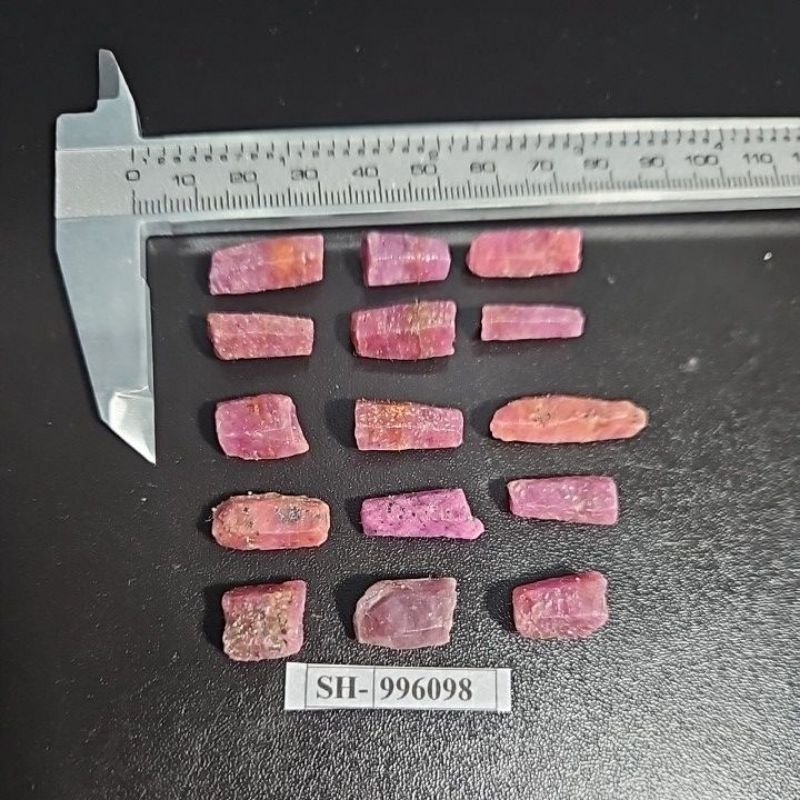 Ruby TANZANIA AFRICA NATURAL ROUGH HQ NATURAL STONE | Shopee Malaysia