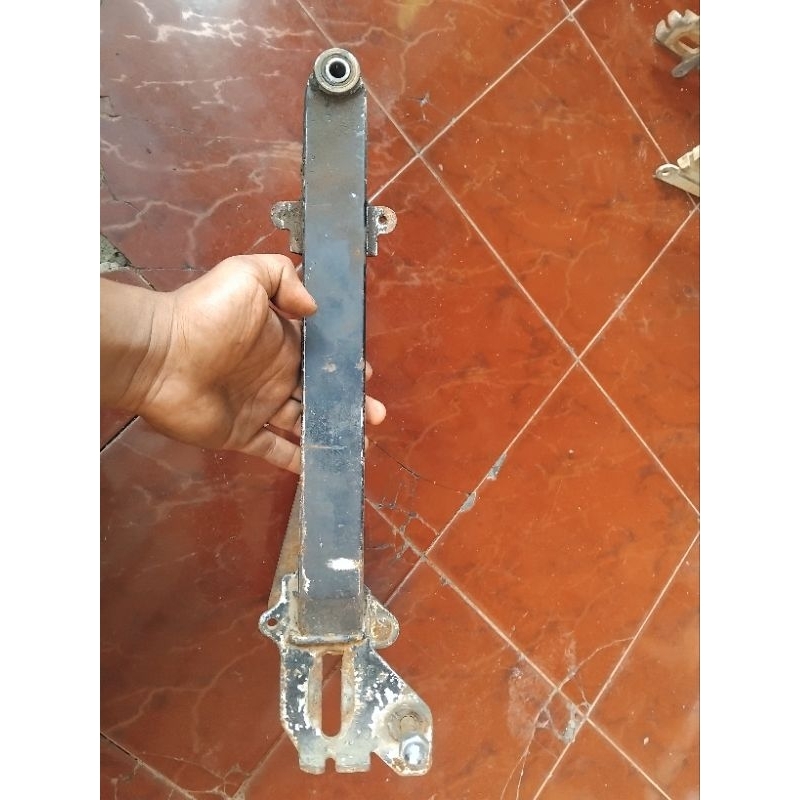 Swing arm suture suzuki smash 110 old pnp suzuki shogun 110 | Shopee ...