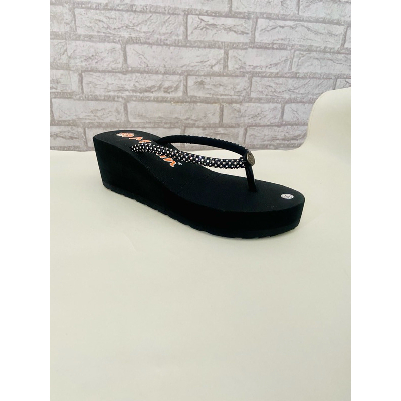 HITAM Guaranteed anti-slip black beaded women's sandals | Shopee Malaysia