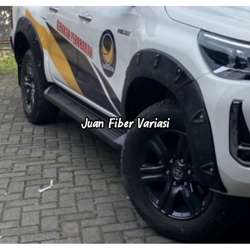 Over Fender Hilux Revo Double Cabin Fender Hilux 2016 2019 Custome Bolt ...