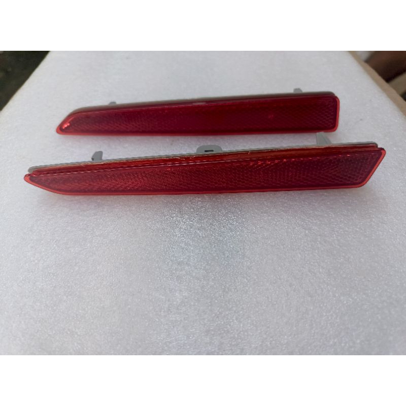 Rocky Raize Original Rear Bumper LED Reflector Light | Shopee Malaysia