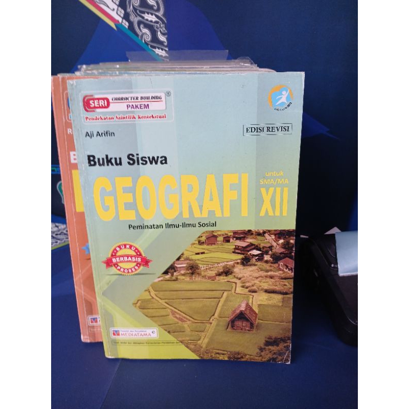 High School Geography Student Book Class/kls 12/3 Mediatama | Shopee ...
