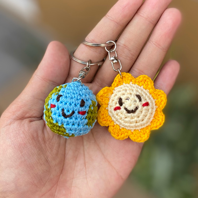 MATAHARI GANTUNGAN Souvenir Keychain Amigurumi Sun Earth Cute Keychain ...