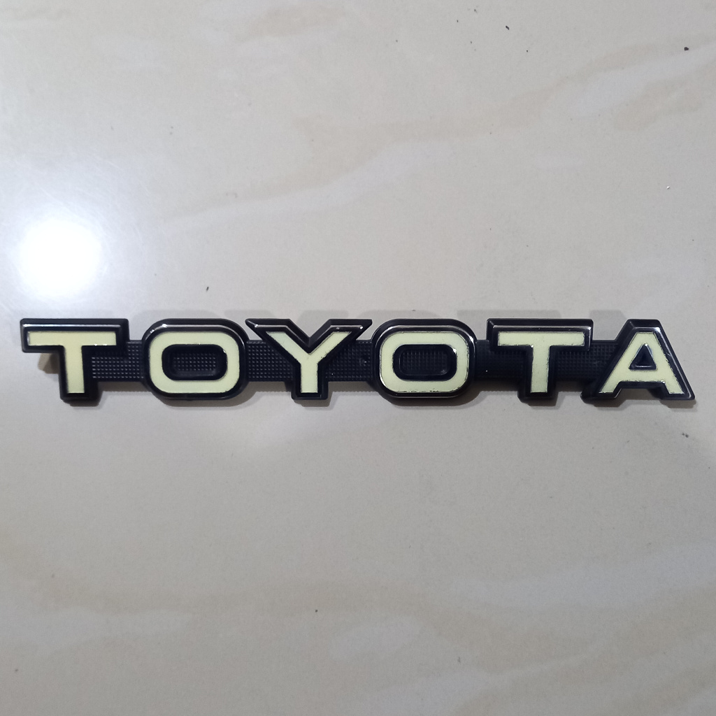 Toyota Land Cruiser FJ40 Hardtop 2F Front Grill Logo Emblem | Shopee ...