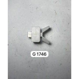 Plastic large front panel clip isuzu giga fvr fvm fvz 8-98021-300-1 ...