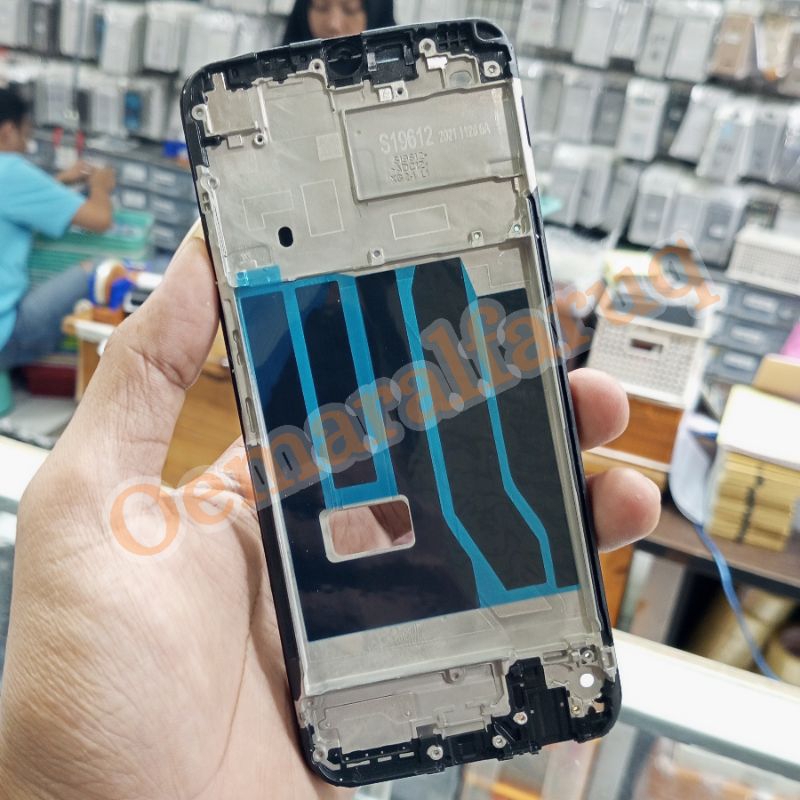 Original Realme c21y lcd Frame lcd bone | Shopee Malaysia