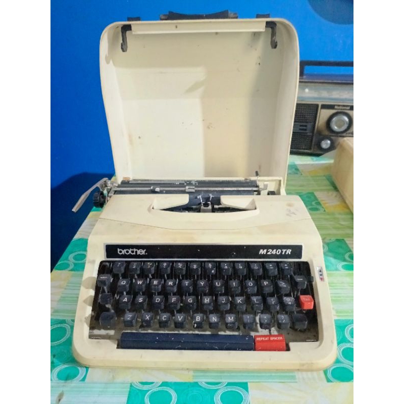 MESIN Old school antique brother typewriter | Shopee Malaysia