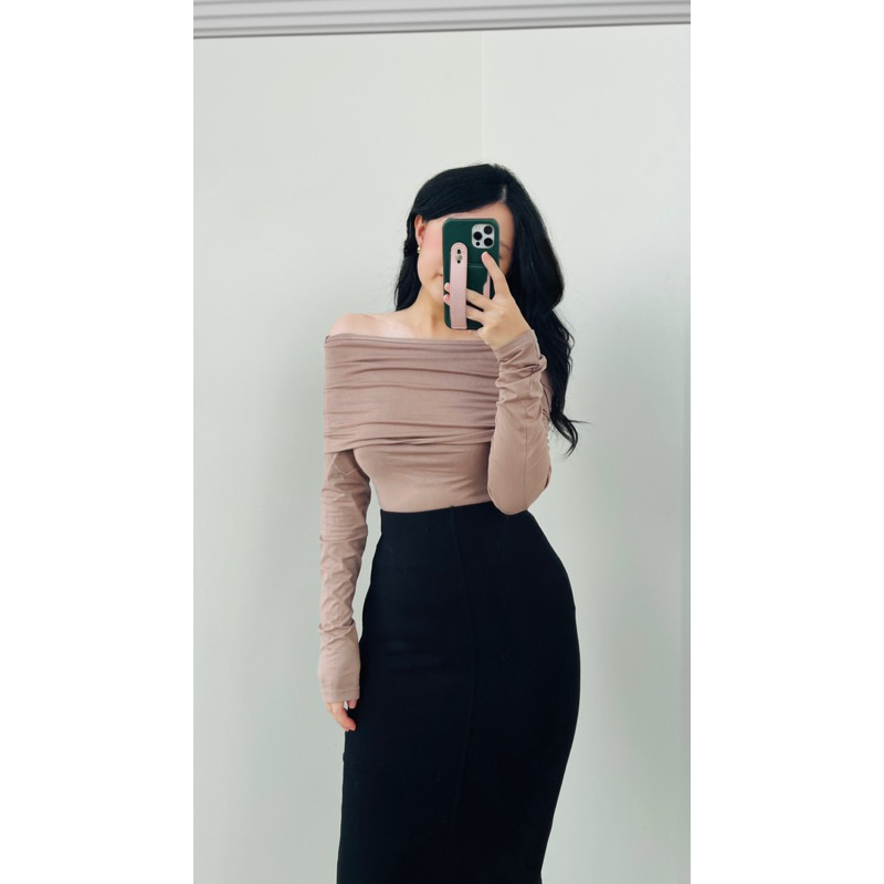 LORENZA SABRINA TOP / sabrina top / women's clothing | Shopee Malaysia