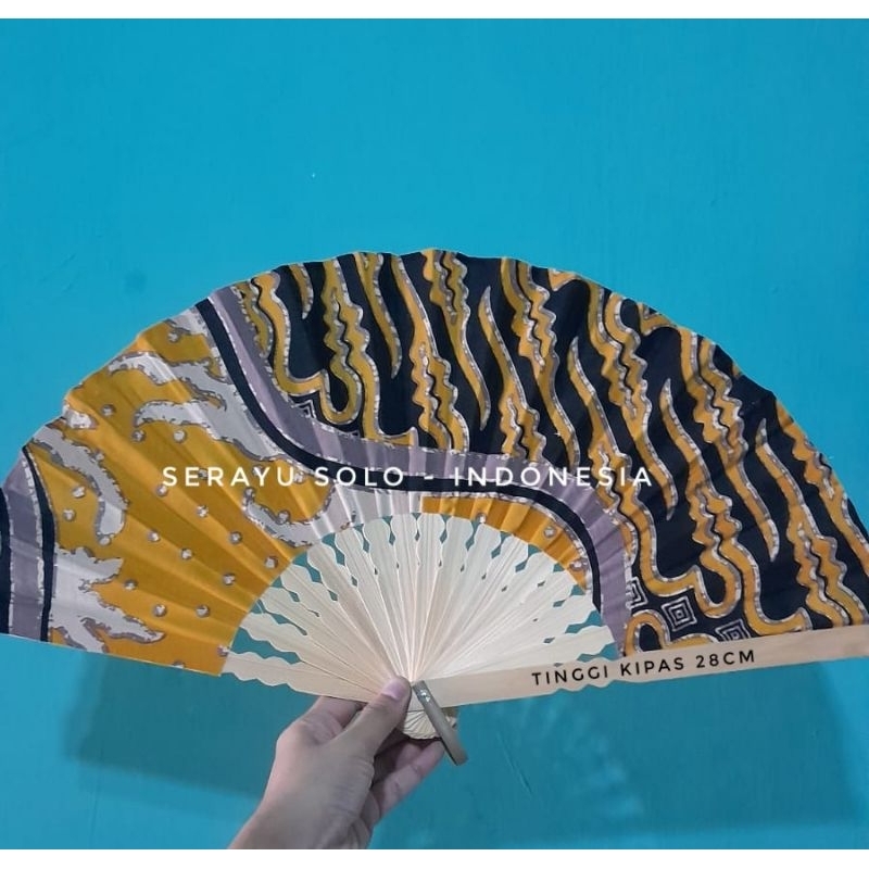 Jumbo batik fan (height 28cm) | Shopee Malaysia