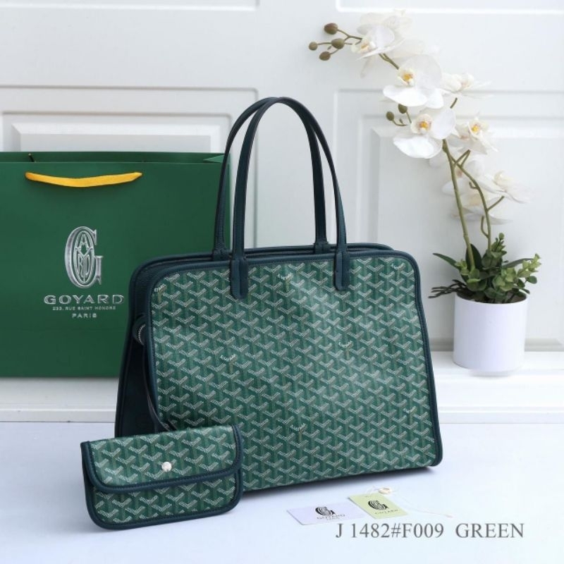 Branded IMPORTED PREMIUM AUTHENTIC BAG || Tote bag With Pouch KS4029 ...