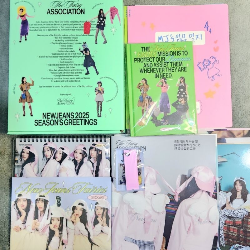 [SHARING] Newjeans Season's Greetings 2025 [The Fairy Association] Photobook/ Desk Calendar ...