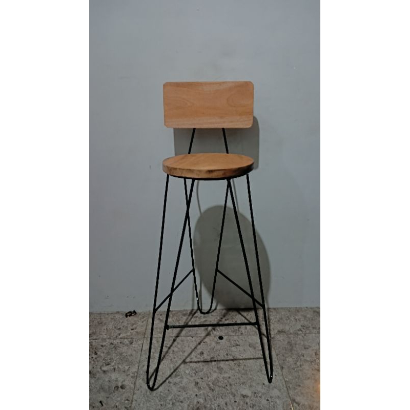 Bar chairs/cafe chairs reclining with triangular legs, 50 cm high ...