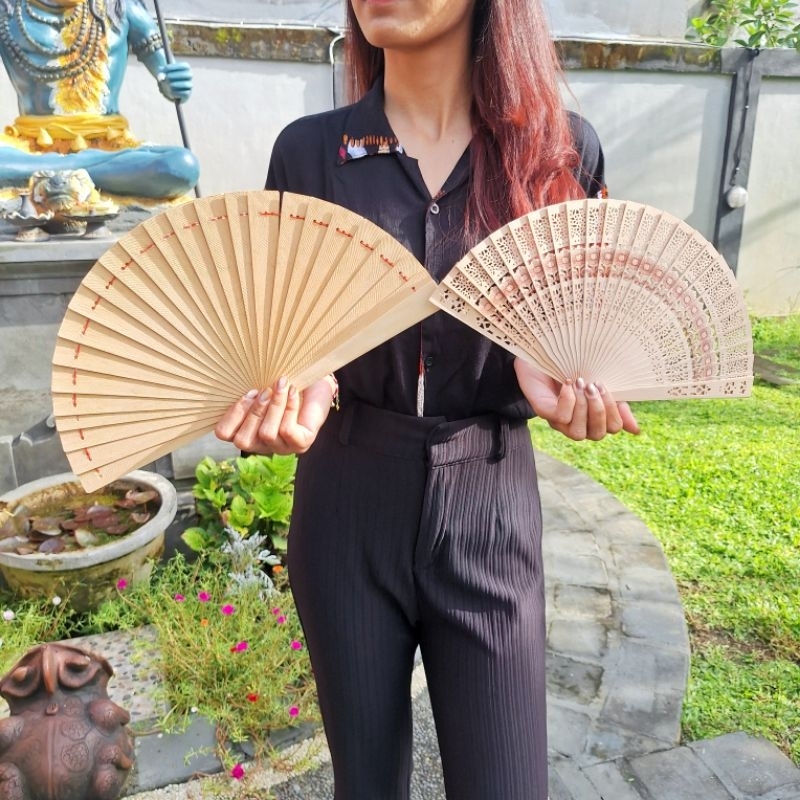 KAYU Balinese Carved Wooden Fan Wedding Souvenir Wooden Fan Can Be ...