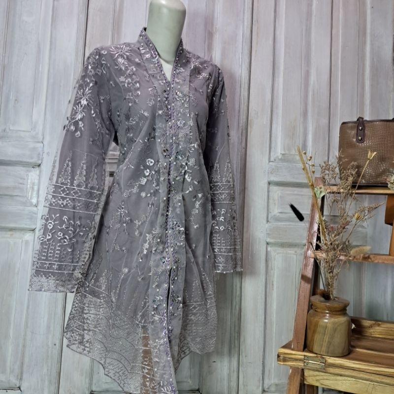 Graduation Kebaya | Wedding | Formal | Batik skirt set | Size L | Made ...