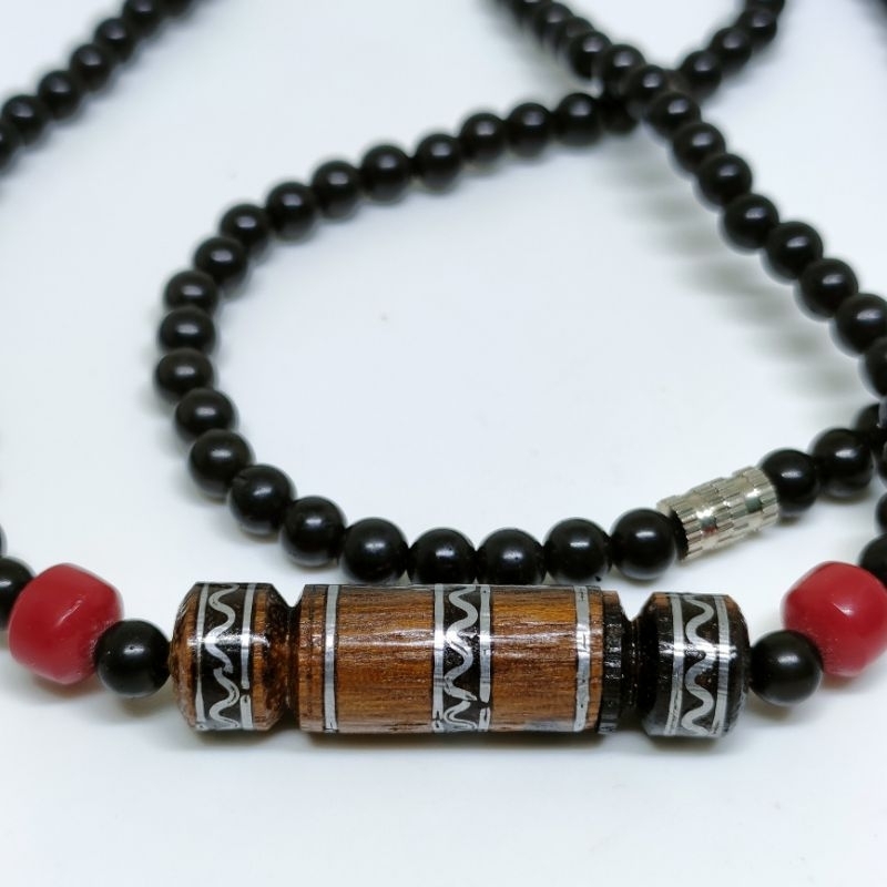 KAYU Kokka Necklace Pendant Cemeti Plate _ Ali _ Embossed Ironwood ...