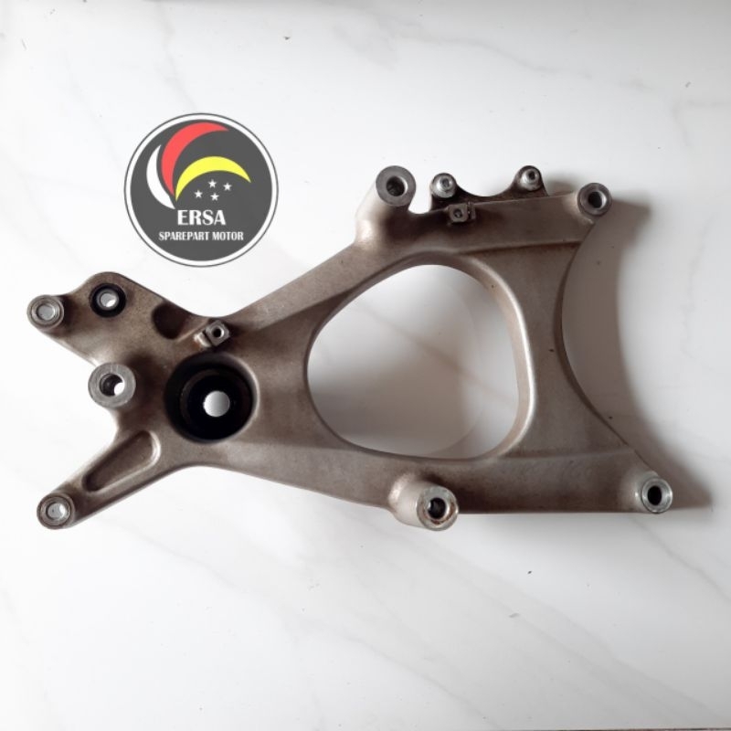 Honda New PCX 160 FI LED ESP PCX160 Swing Arm Exhaust Pangkon Mount ...