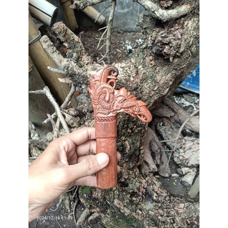 KAYU Hulu mando carved dayak wood trengulun | Shopee Malaysia