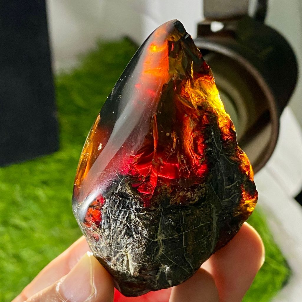 Natural - AMBER Chunks - AMBER Raw Material - Katilayu Rubber Stone ...