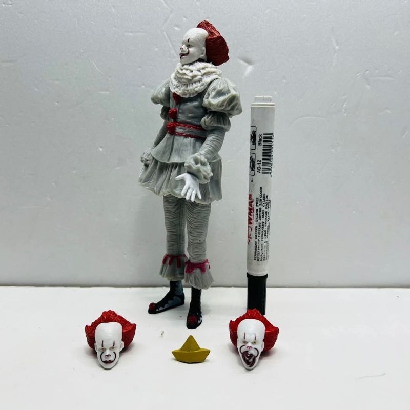Neca pennywise action figure toy ITarticulation recastdetail good ...