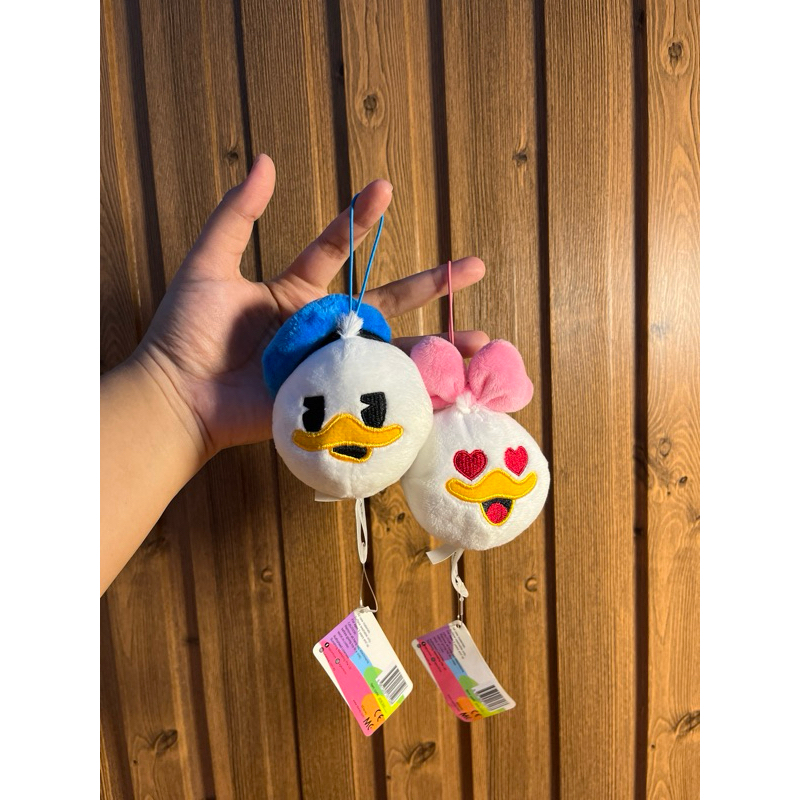 GANTUNGAN [SET] Keychain/bag Pair of Donald duck Daisy original newtag ...