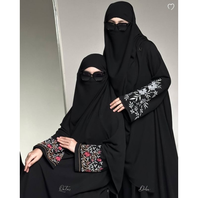 Doha and Qatar Abaya by Mahira Jetblack MTA material with floral ...