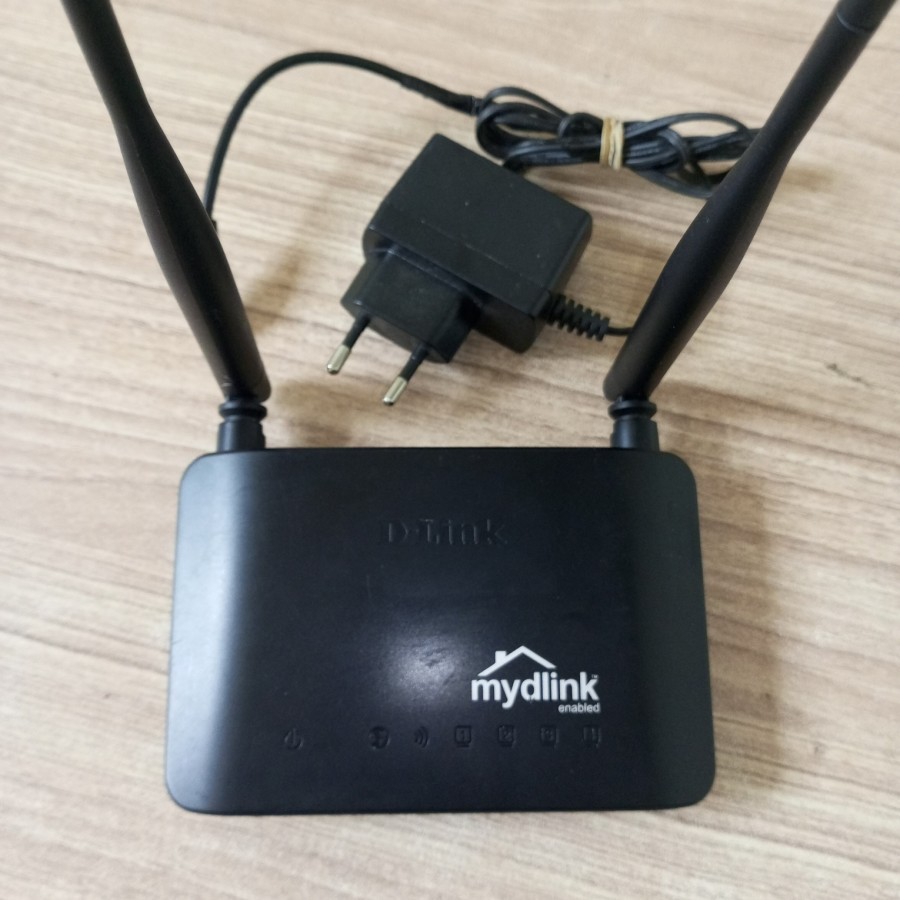 Mydlink Enabled Router DLink DIR 605L Wireless N (Normal Used) | Shopee ...