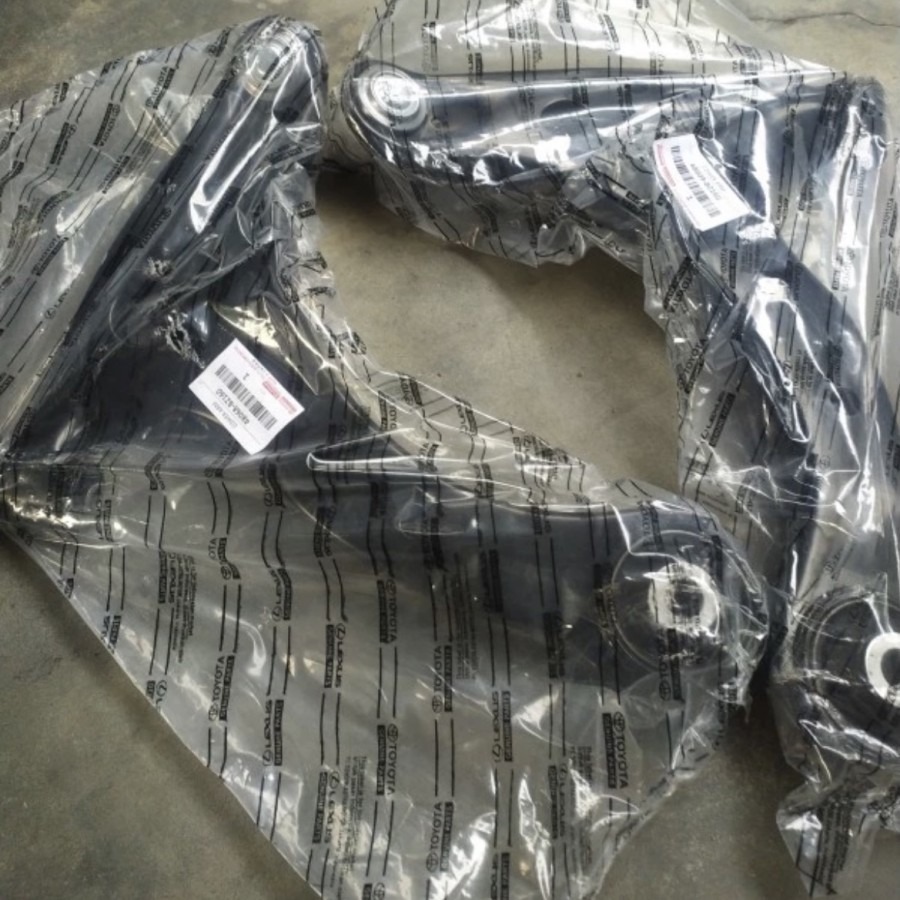 A pair of all new avanza xenia veloz Lower wing arms | Shopee Malaysia