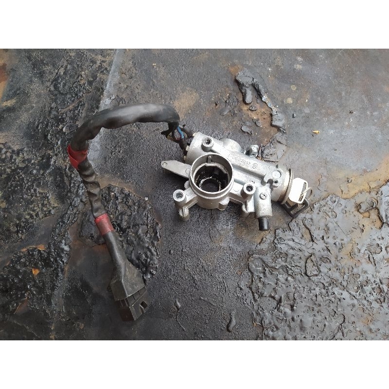 Original toyota corona rt132 ignition key | Shopee Malaysia