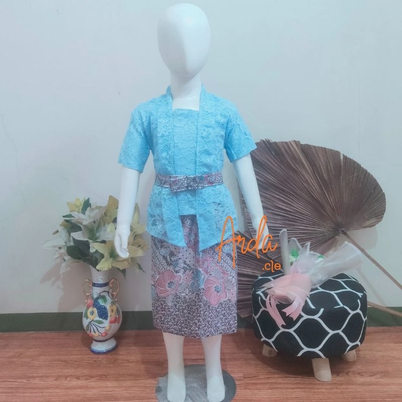 Modern CHILDREN'S SHORT SLEEVED NEW KUTU KEBAYA SET PUTU MODEL / GIRLS ...