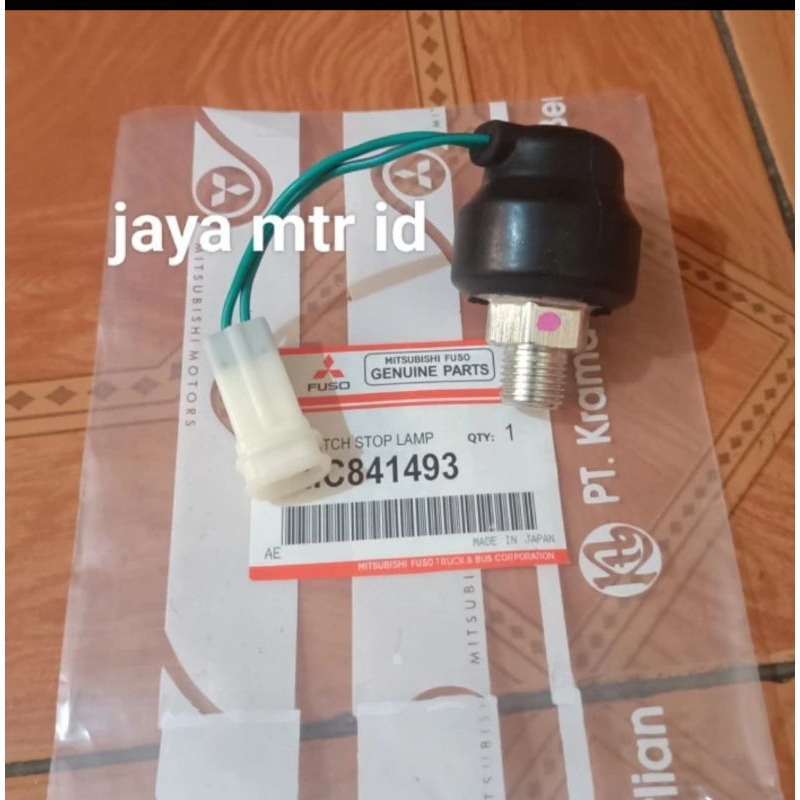 Brake switch Fuso stop switch price per pc | Shopee Malaysia