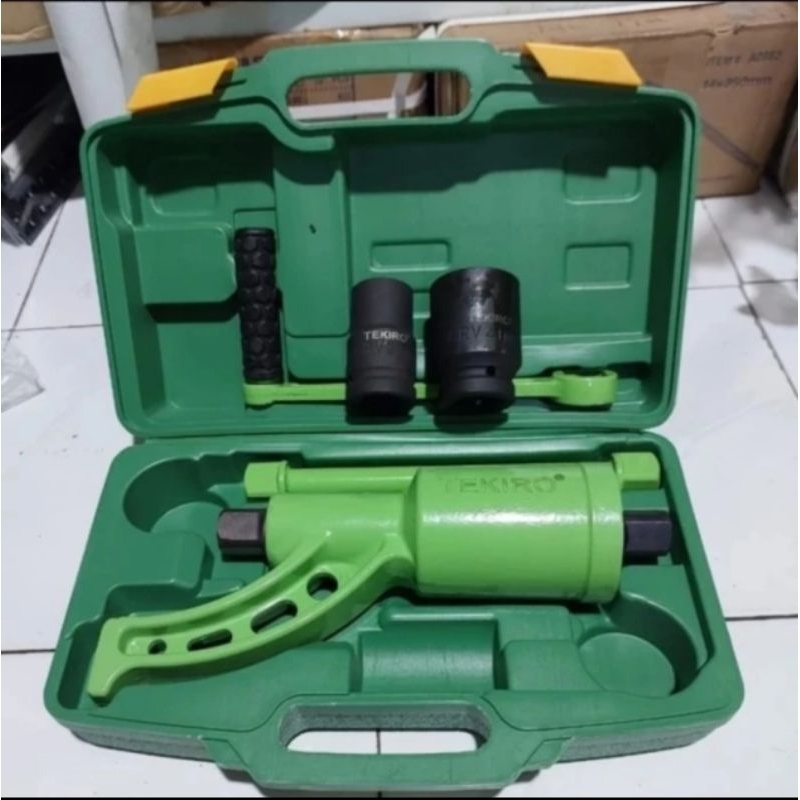 Fuso Truck Wheel Wrench Size 21 x 41MM / Labor Saving Wrench 1: 68 ...