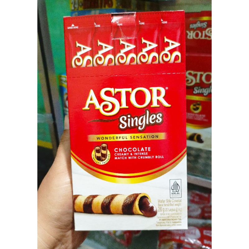 Astor singles chocolate wafer sticks box contains 20 pcs | Shopee Malaysia