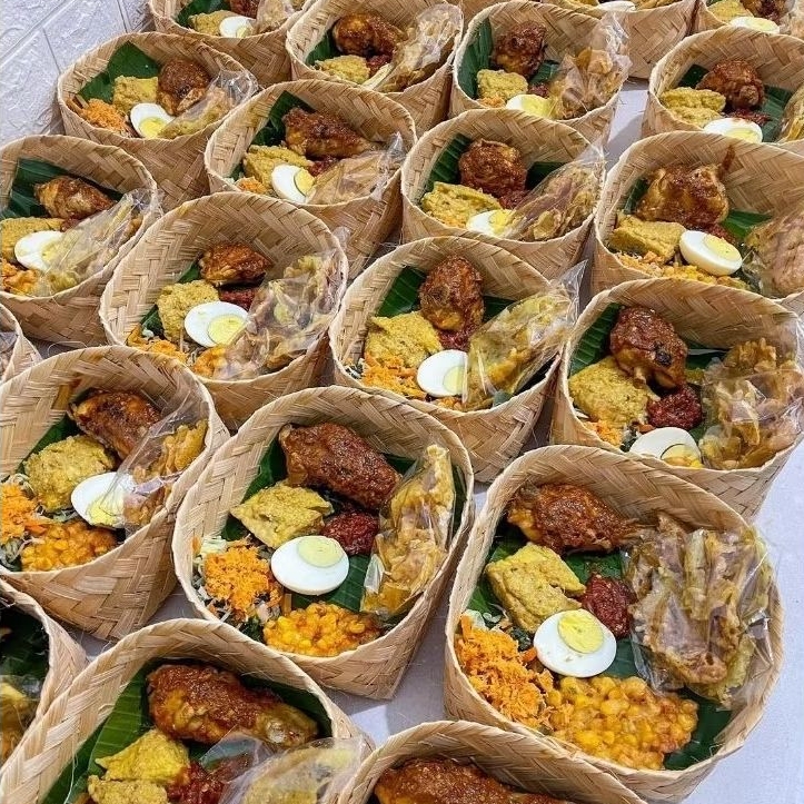 (30pcs) 13x13 Natural Bamboo Besek / Container for Feast Rice, Snacks ...