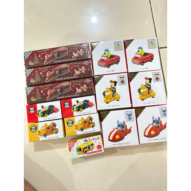 Tomica Disney Resort Disneyland / Tomica Disney Resort Disneysea ...