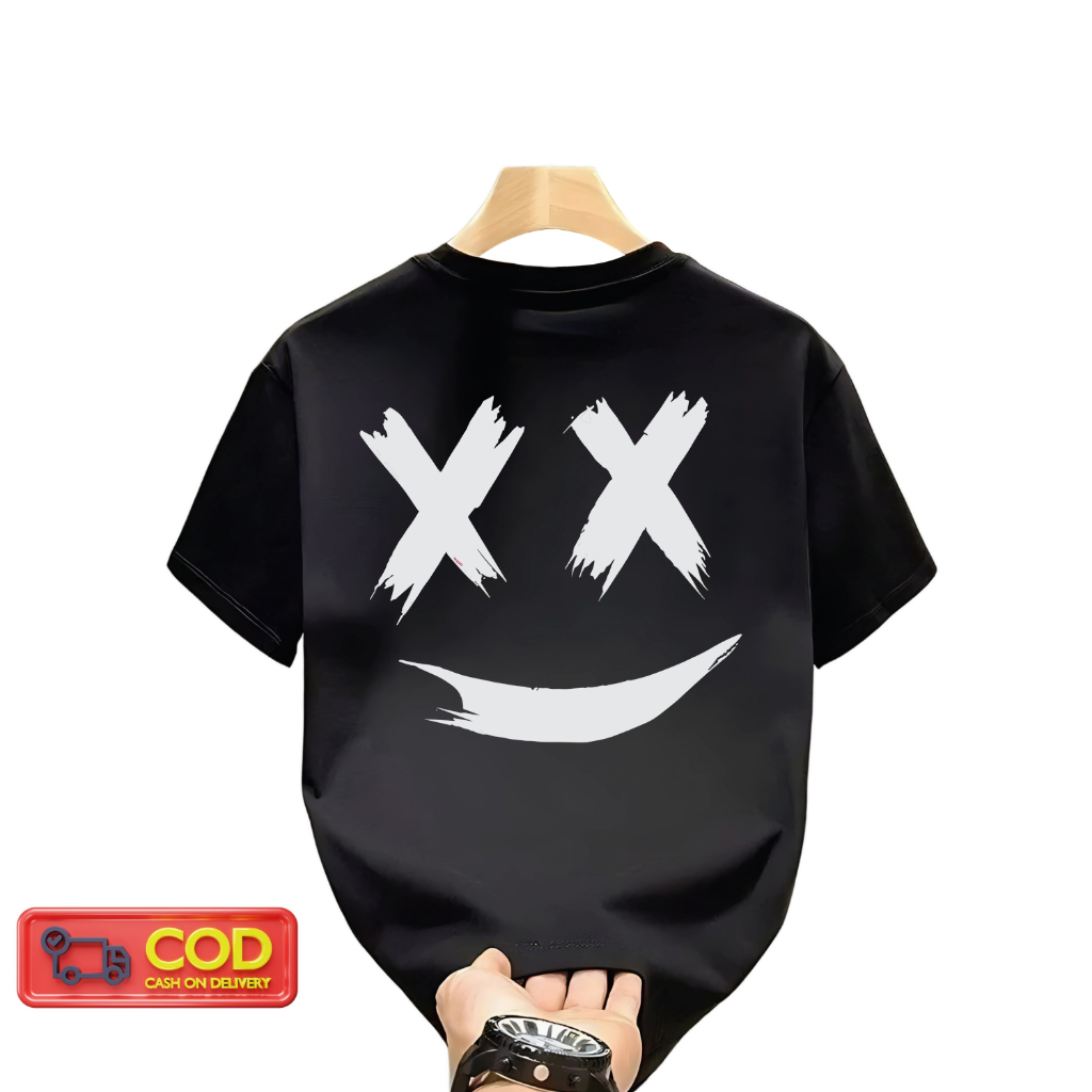 Distro and Imported Men's T-shirts Look Different with an Exclusive ...