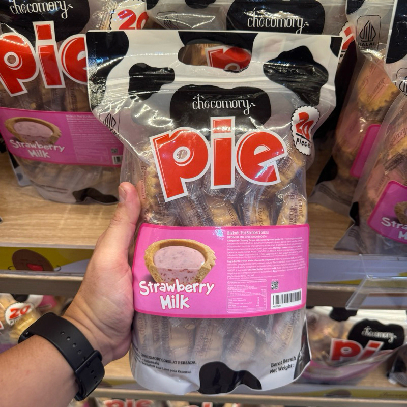Chocomory Strawberry Milk Pie Strawberry Flavored Biscuit 500 grams ...